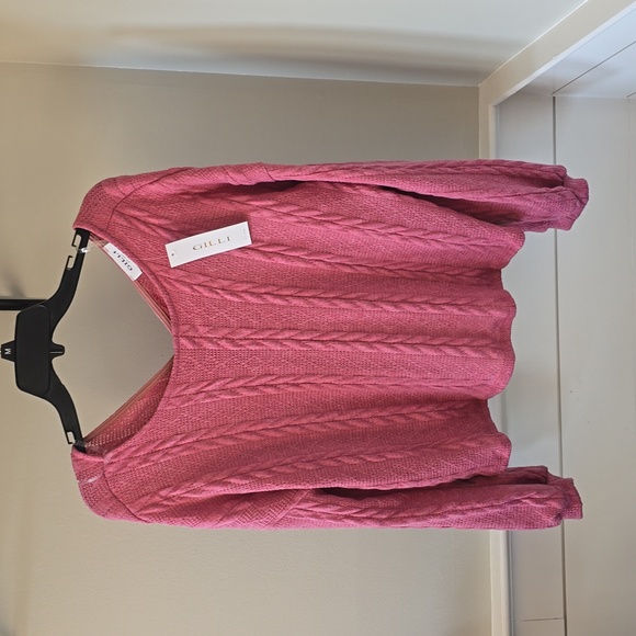 Gilli | Sweaters | Gilli Cinchable Back | Poshmark